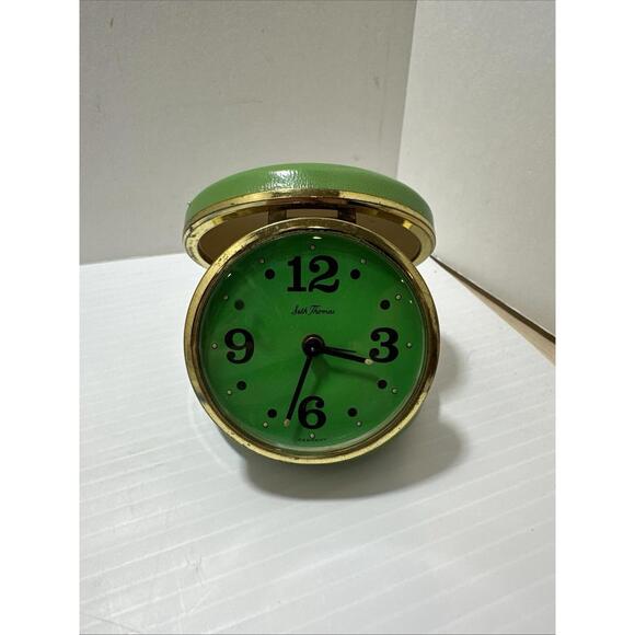 Other | Vintage Westclox Desk Travel Clock Does Not Work Over Wound ...